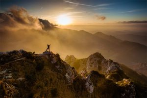 What Are the Best Times to Shoot Outdoor Photos? | Loaded Landscapes