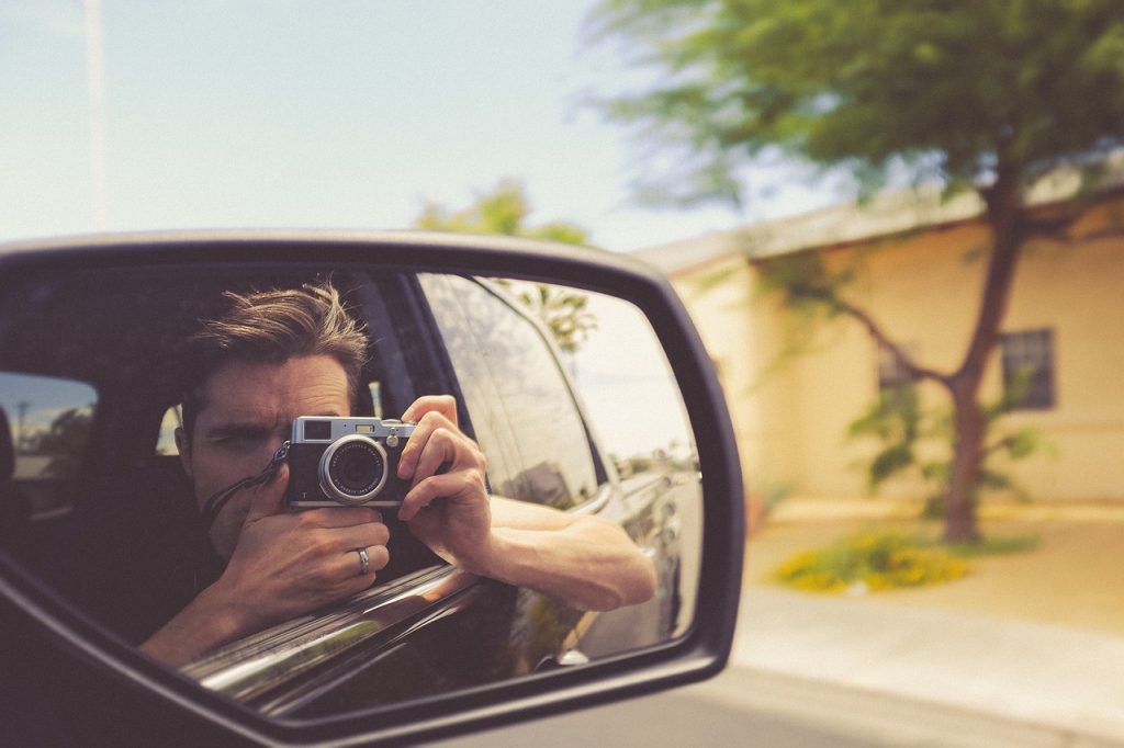 How to Photograph Landscapes from Inside a Moving Vehicle